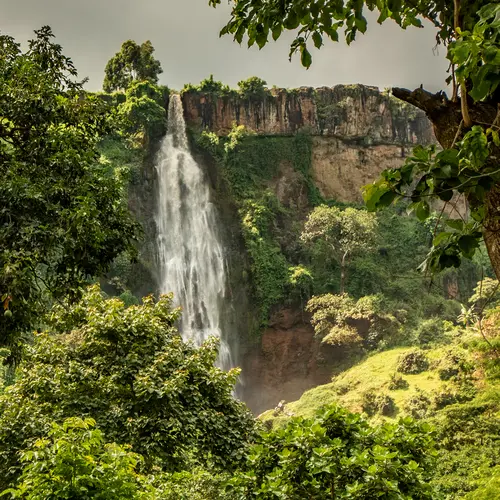 Sisiyi Falls hike and Bumwambu Falls hike - Sipi Falls Explorers ...